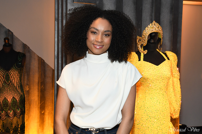 Channah Hewitt - Musical Vibes